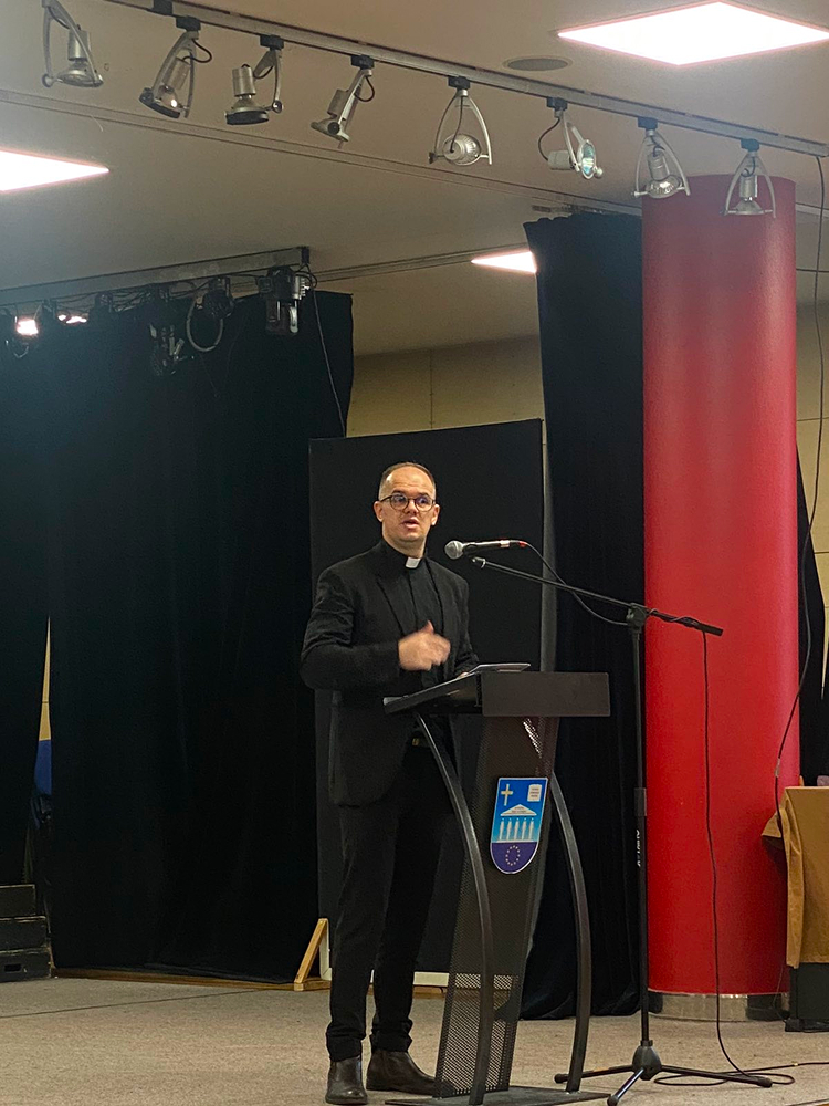 Božićna duhovna obnova - Katolički školski centar "Sv. Josip" Sarajevo