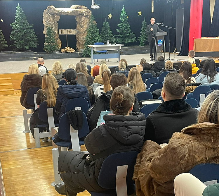 Božićna duhovna obnova - Katolički školski centar "Sv. Josip" Sarajevo